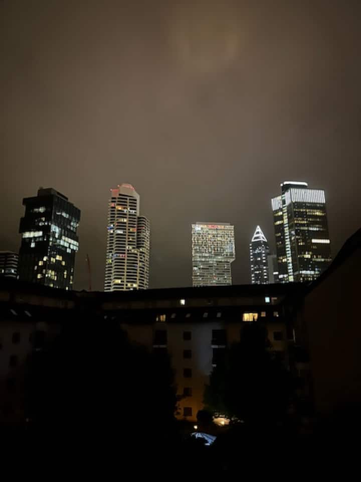 Zentrale Lage Frankfurt (Messe& Bahn) Ruhiger Lage - Frankfurt (Main) Hauptbahnhof