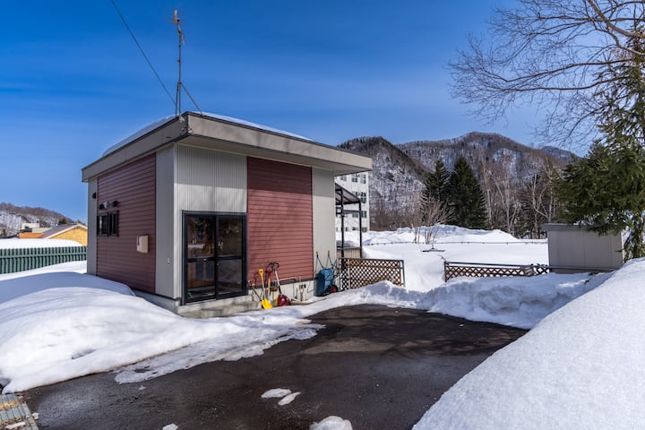 Snow Lovers House In Sapporo Hot Spring Village. - Sapporo