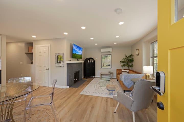 Wfh-ready Home With Fenced Yard - High Point - Seattle