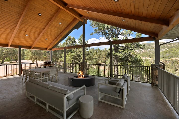 Spectacular Views, Hot Tub, Game Room, 7th Nt Free - Zion National Park