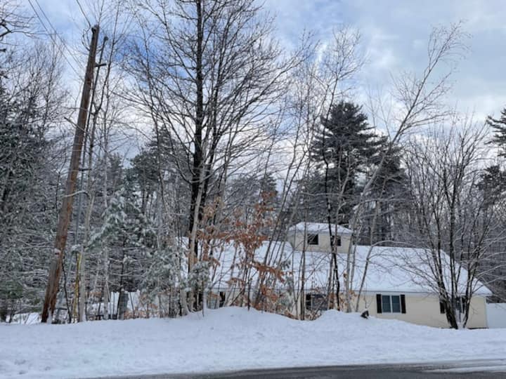 Ski Days & Cozy Nights - Explore North Conway - New Hampshire (State)