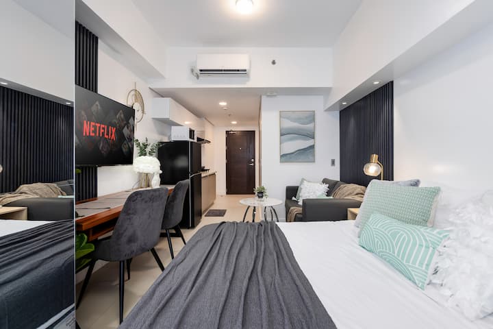 Central Luxe Studio • Gym, Pool & Cozy Cebu Stay - Cebu City