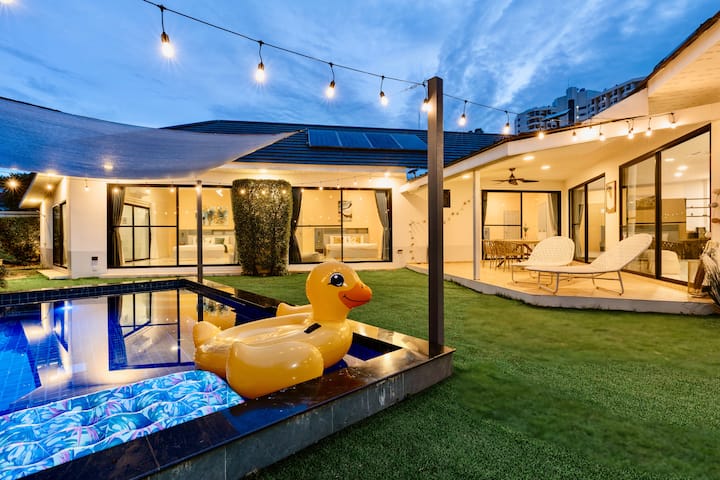 Villa Aura - Vibrant Pool Villa 3br En-suite King - Chiang Mai