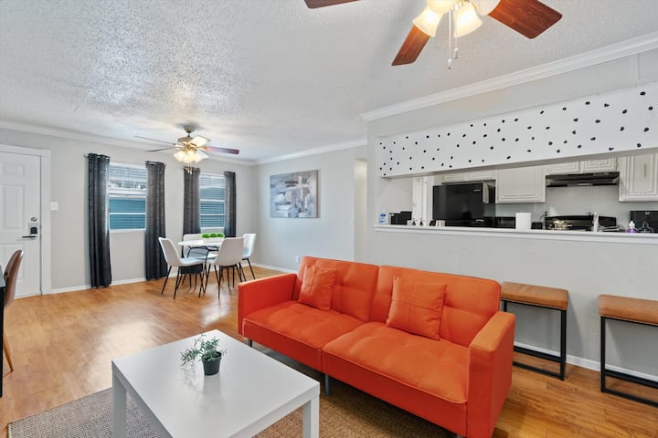 Mins To Downtown ~ Stunning Austin Haven ~ Pool - Windsor Hills - Austin