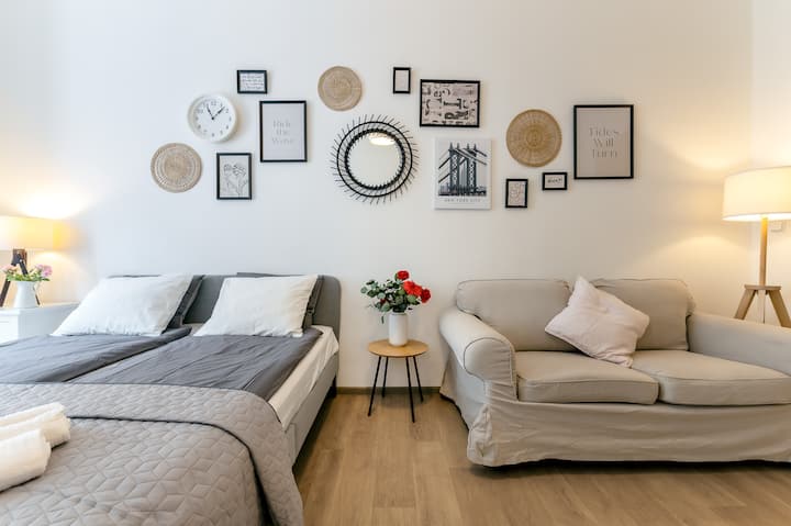 Stylish Studio Near The River - Prague