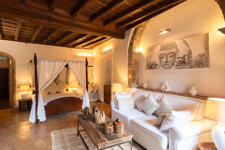 Navona Historic Luxury Suite - Rome