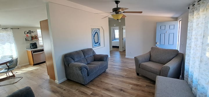 3 Bed Home On Historic 80 Near Benson & Tombstone - Kartchner Caverns State Park, Benson