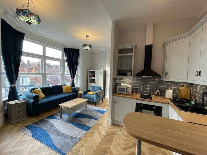 Axel House (1 Bed Flat-southsea) - Portsmouth
