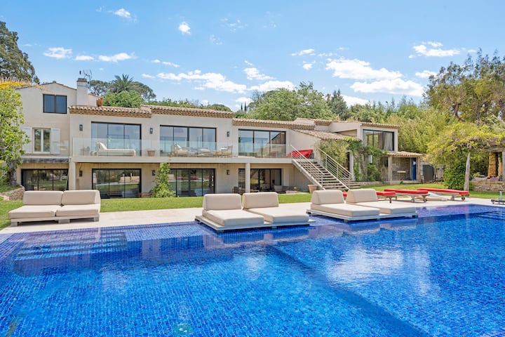 Luxe: Villa Ocean Whisper 8br/16p - Saint-Tropez