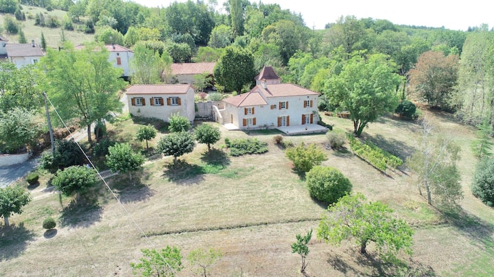 Luxury House In A Beautiful Setting - Saint-Georges
