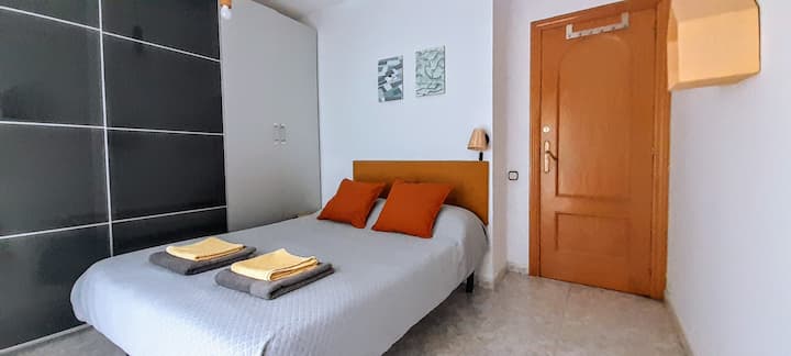 Modern Room In Seaside Town Near Barcelona City - Argentona
