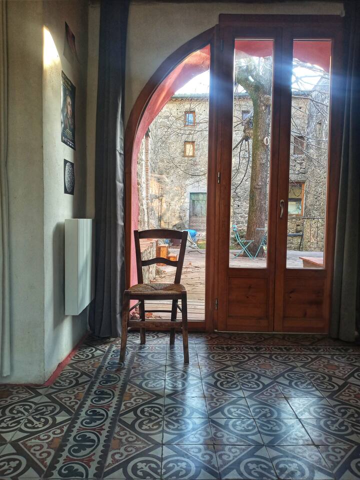 Chambre Avec Vue Sur Montagne Et Petit-déjeuner - Valleraugue