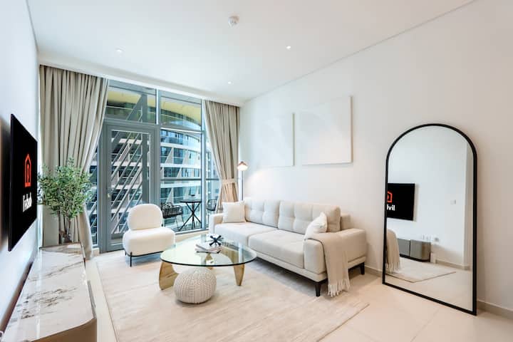 Beachfront 1br | Seven Palm Rooftop Pool & Views - Dubai