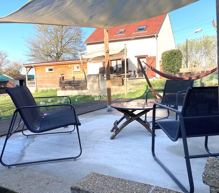 Maison Chaleureuse Et Au Calme Près De Chablis - Nitry