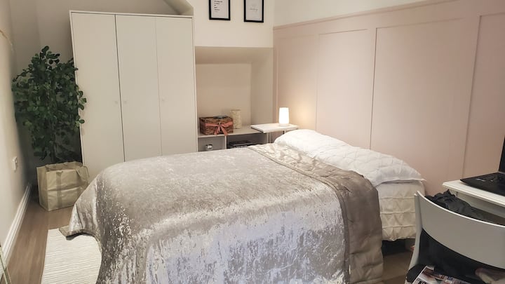Furnished Modern Room With Free Parking Fast Wifi - Bishop Auckland