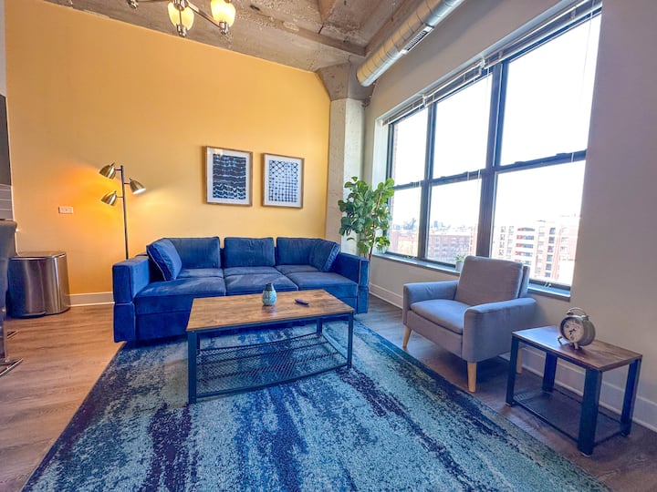 Mccormick 3br/2ba Retreat | Chicago Group Getaway - Chicago, IL