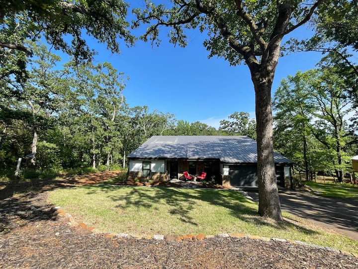 Woodhaven | House Rental - Van, TX