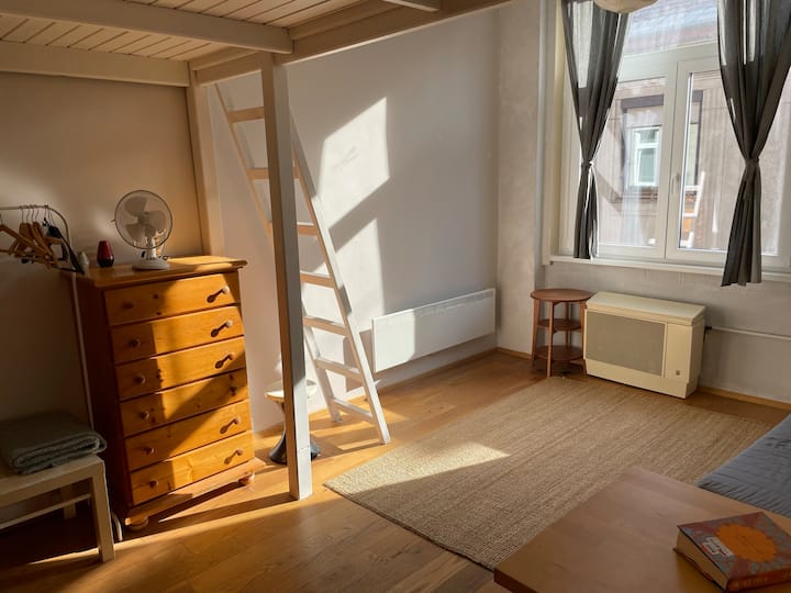 Cozy, Bright & Cute Apartment In The Center - Budapest