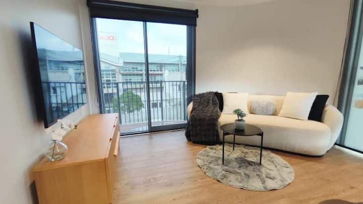 Modern 2br Apt With The Balcony Next To Hospital - 威靈頓