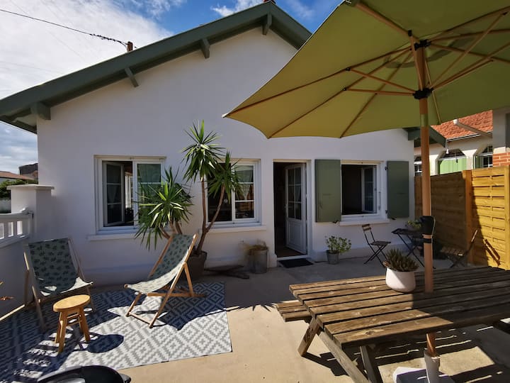 Esprit Cabane Proche Mer. - Charente-Maritime