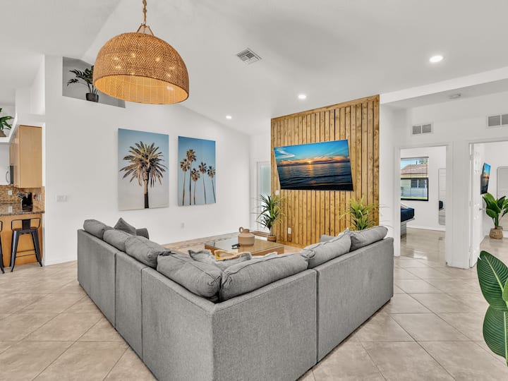 The Palms/heated Pool/bachelorette/6min Port&beach - Dania Beach, FL