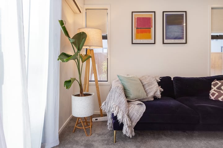 Serenity By The Sea: Coastal Escape1 Bed 1 Bath - Christchurch