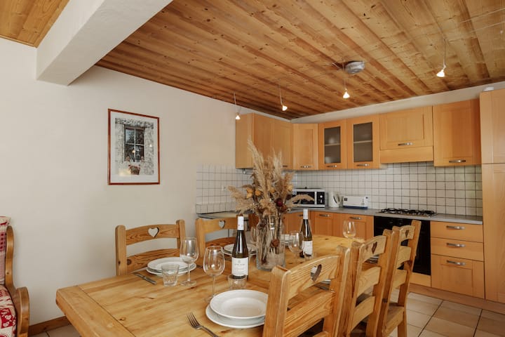 2-bedroom Apartment In Centre Of Les Gets - Les Gets