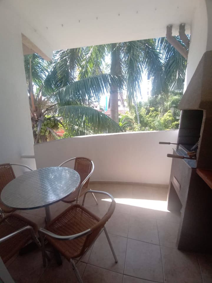 Apto Amplo No Itaguá - 2/4 Planejados, Uma Suíte - Ubatuba