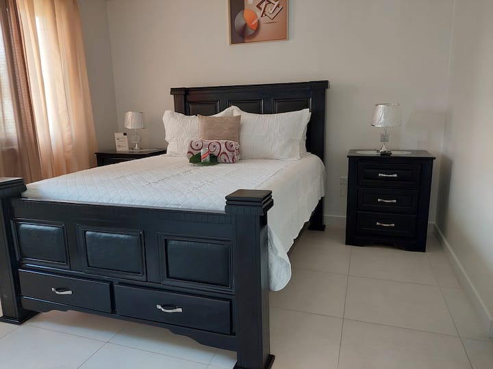 The Signature Suite - Kingston