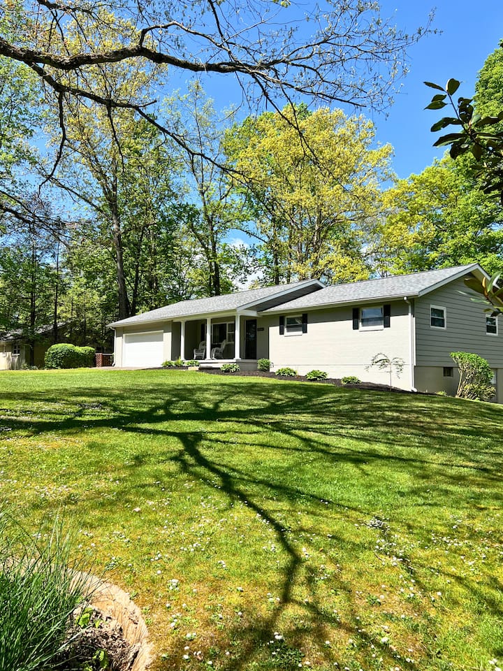 The Bower House- Walking Distance To Nrg Bridge - Fayetteville, WV