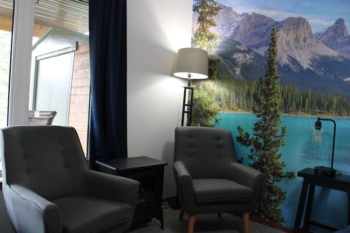 Forest Views - Starry Nights - No Cleaning Fee - Hinton, AB, Canada