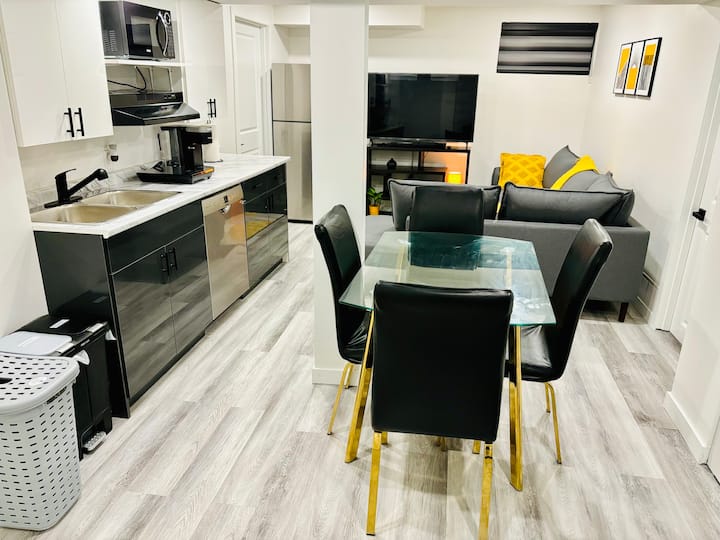 Cozy And New Luxury 2br Suite-near Shopping Mall - Winnipeg