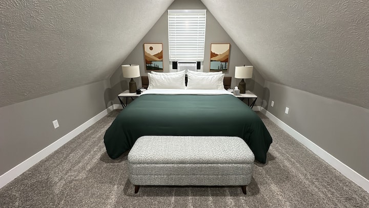 Keystone Mountain Loft - Omaha, NE