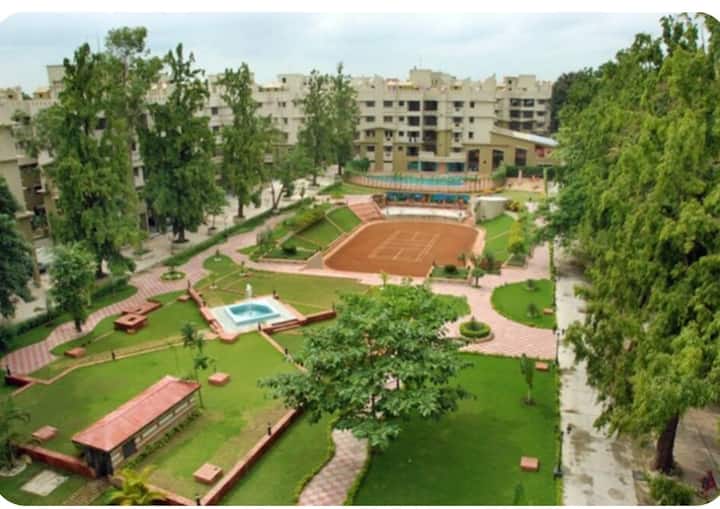 Sherwood Estate Flat: K1 - Calcuta, WB, India