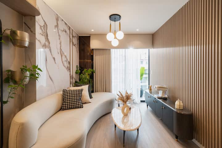 5-star Luxury Suite: Private Jacuzzi Jesus Maria - Aéroport de Lima Jorge Chavez (LIM)