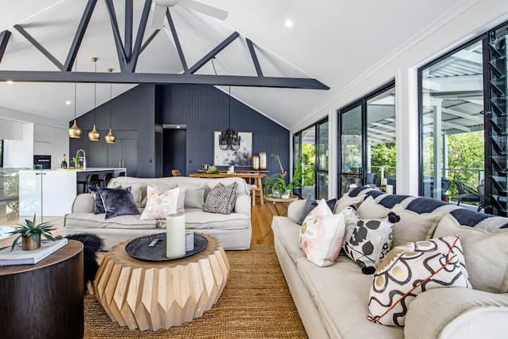 Private Coastal Residence Luxe Stay - Noosa Heads
