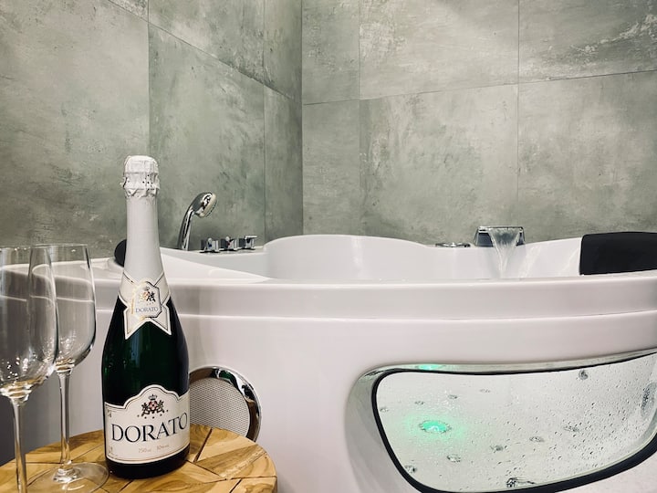 Apartment Premium Jacuzzi, Old Town - Cracovia