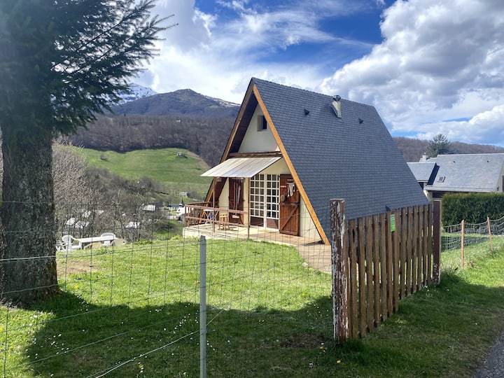 Petit Chalet à La Montagne - Campan