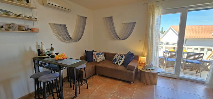 Comfortable Apartment Beach 150m Away - Sutivan