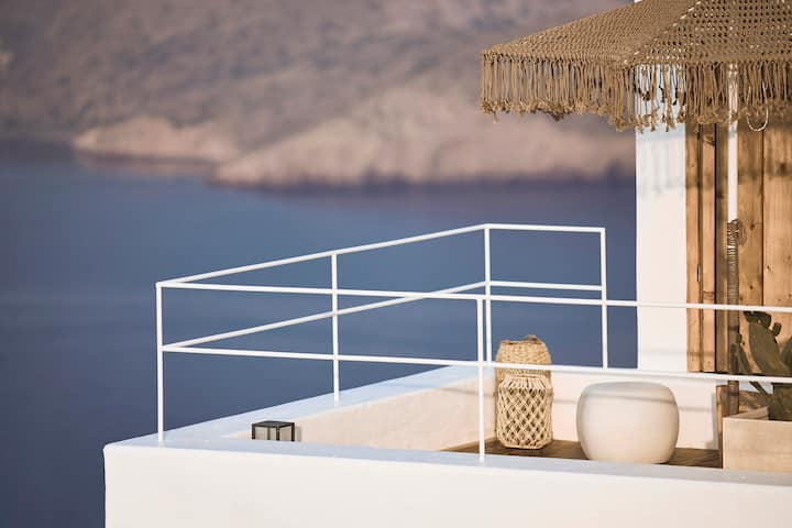 Niove Suites - Deluxe Suite With Sea View - Milos