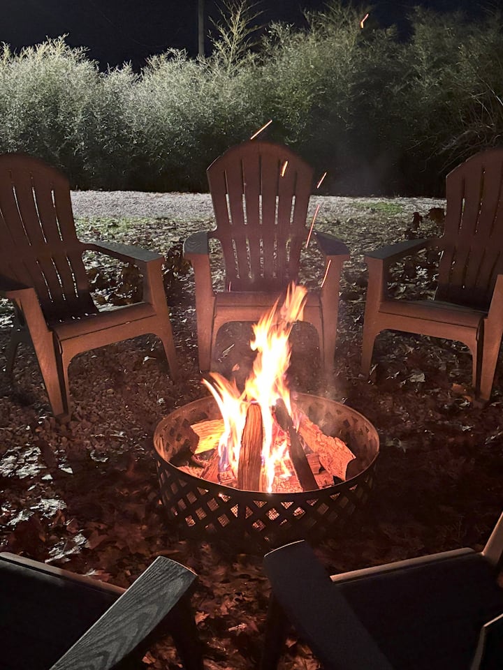 Hot Tub! Fire Pit! Grill! View Dog Friendly @ Rrg - Clay City, KY