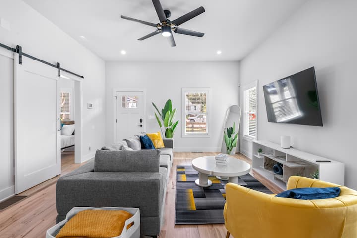 Exquisite Luxury Home Near Downtown Atlanta! - Atlanta