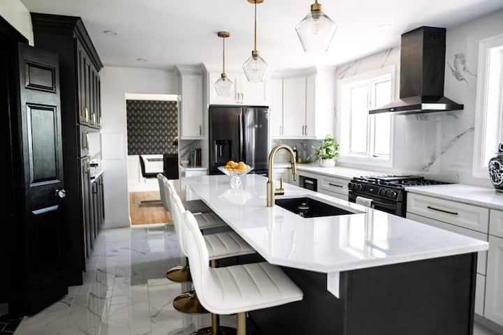 Luxury Home With Harbour Views - Halifax