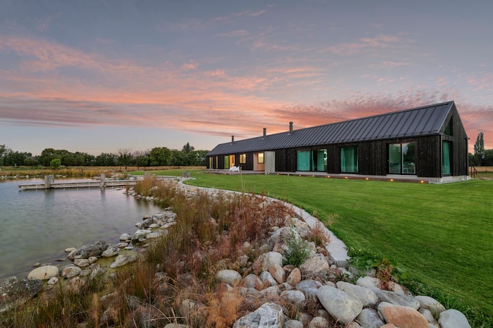 Lyford Private Lake Lodge - Guest Wing - Twizel