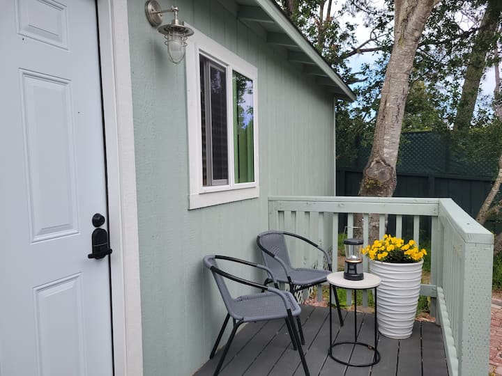 Gorgeous Tiny Home! - Monterey, CA