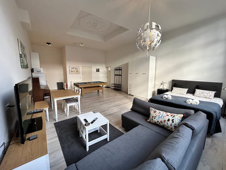 Monumental Independent Studio, City Centre - Dordrecht