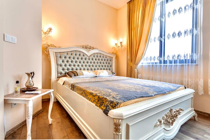 Licensed Fatma Sultan Oldtown Iii - Antalya