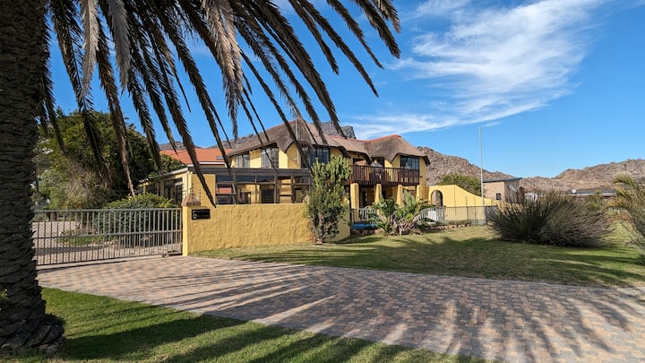Rhino House - Rooi-Els