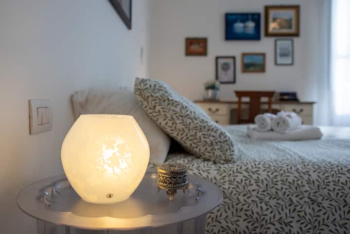 Appartamento In Centro Con Parcheggio Privato - Como