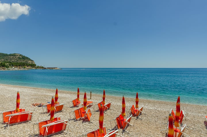 Con I Piedi Nell' Acqua Studio A 20 Mt Mare Puglia - Mattinata